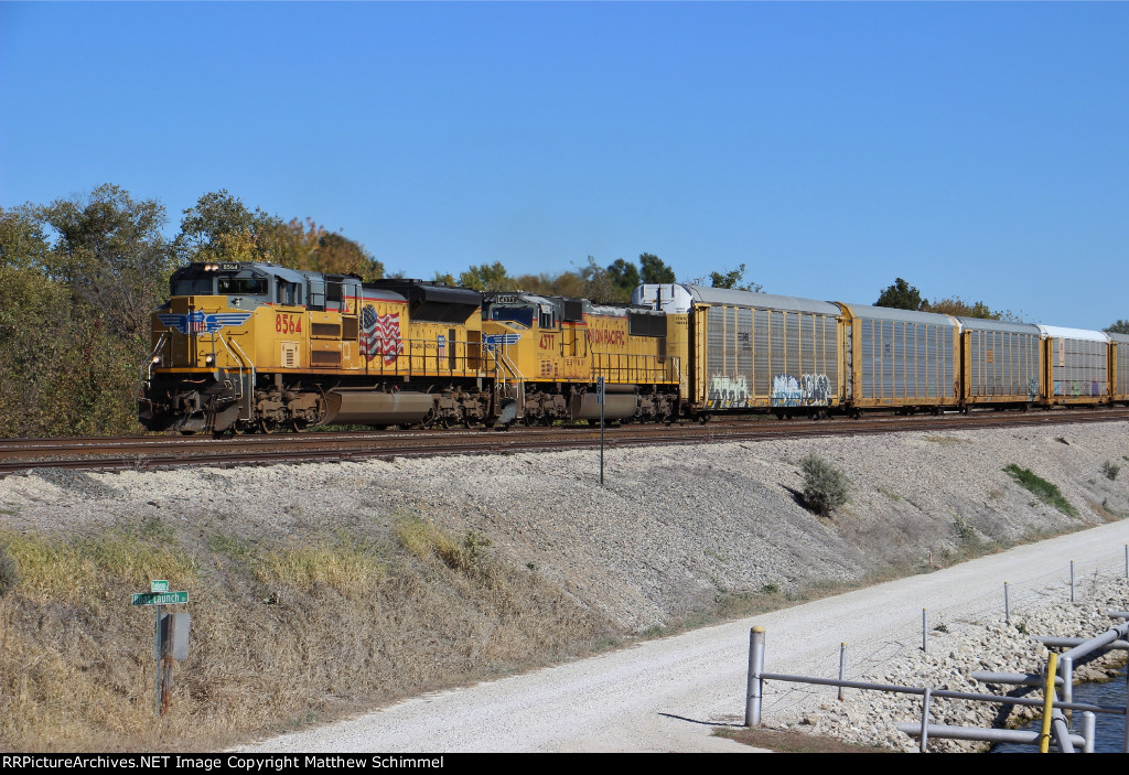 UP Auto Train West Bound